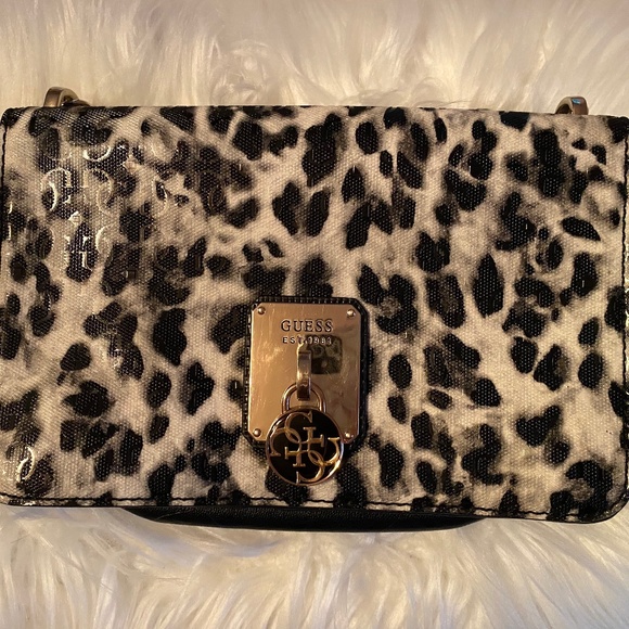 Guess | Bags | Guess Leopard Print Crossbody | Poshmark